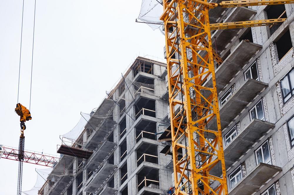 Reeves says she will not ‘renege’ on building safety regulation as 90 ...